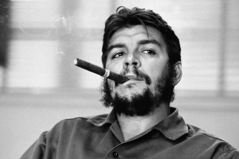 Che Guevara: Revolutionary Hero or Violent Villain?